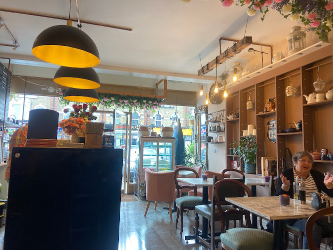 Go sip coffee shop - Greater London