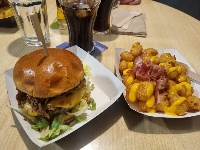 DB Shack - Cafe Restaurant Bar