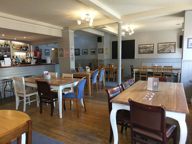 The Blue Anchor Portslade - Cafe Restaurant Bar