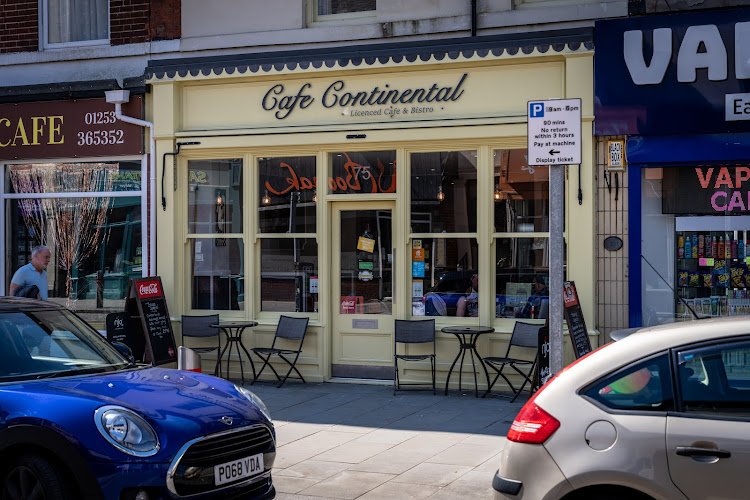 Café Continental • Topping Street - Cafe Restaurant Bar