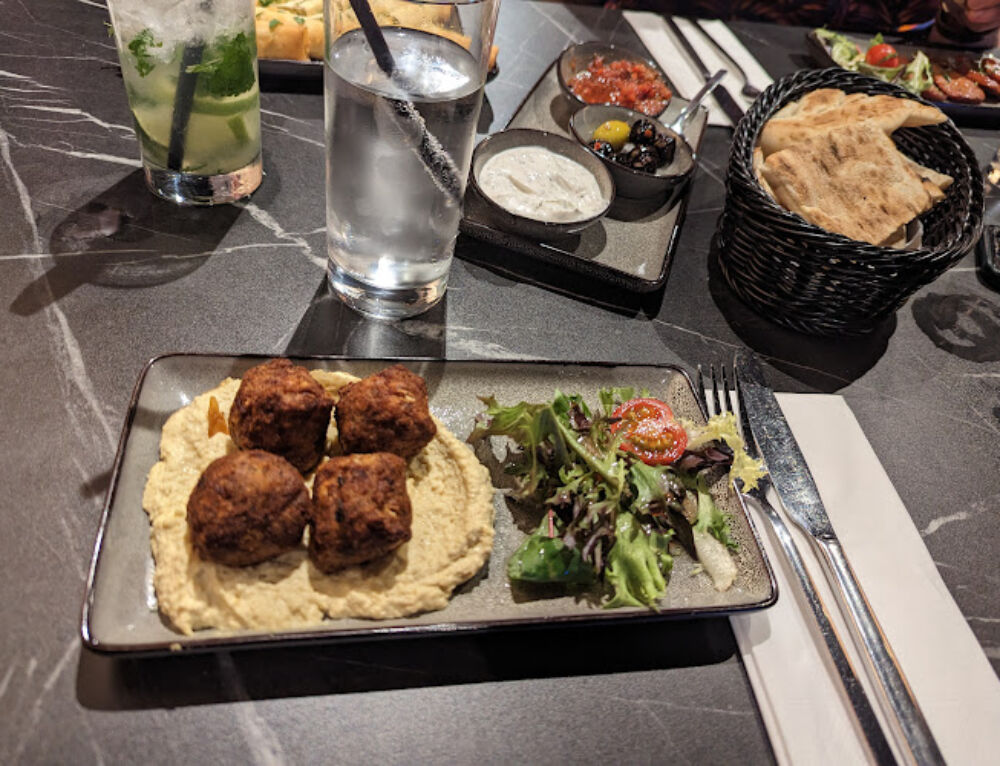 Chicken George Jnr - Cafe Restaurant Bar