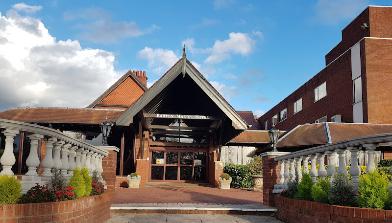 Barton Manor Hotel & Spa - Cafe Restaurant Bar