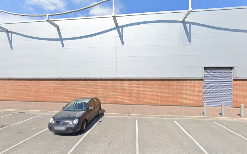 Refresh & Revive Cafe - Cafe Restaurant Bar